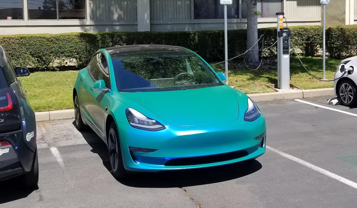 Tesla Model 3 exterior customization extravaganza - X Auto