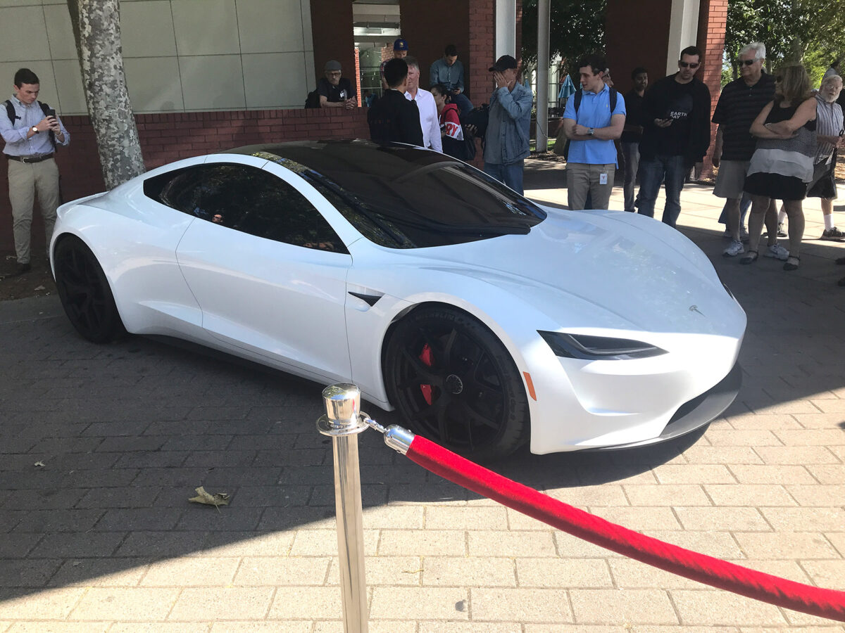 Gallery: White Tesla Roadster and Semi Truck at the 2018 Tesla ...