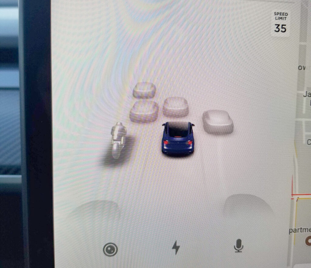 Tesla V9 software update details for Model S and Model X