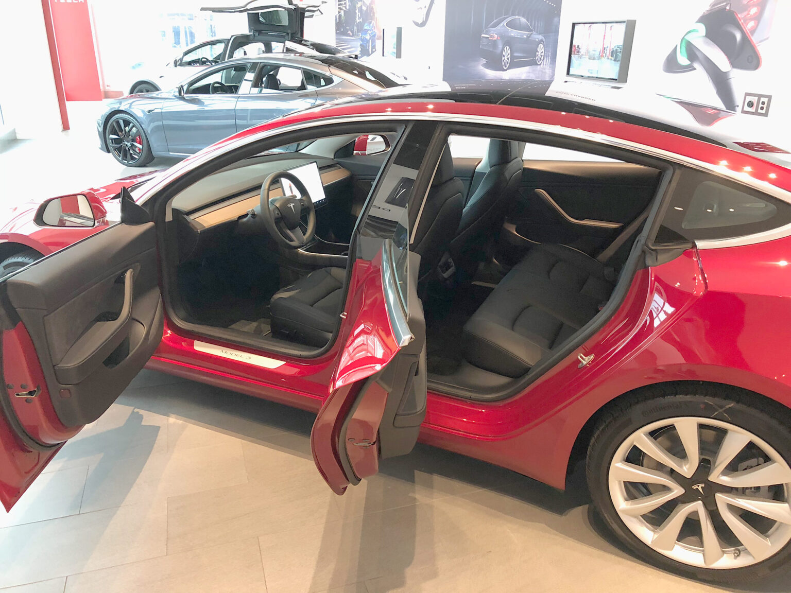A must have Tesla Model 3 delivery checklist for every potential owner
