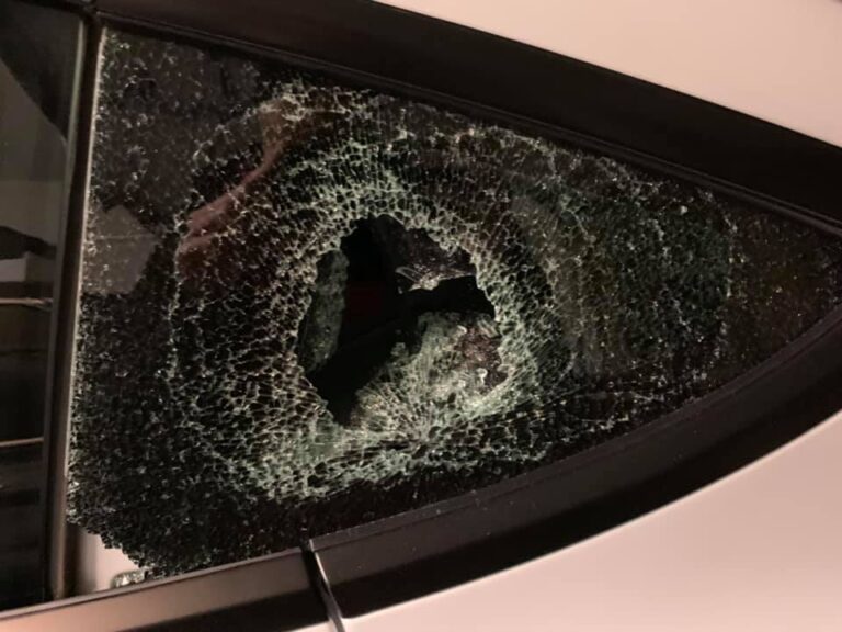 Tesla Model 3 window break-ins on the rise due to a security flaw in ...