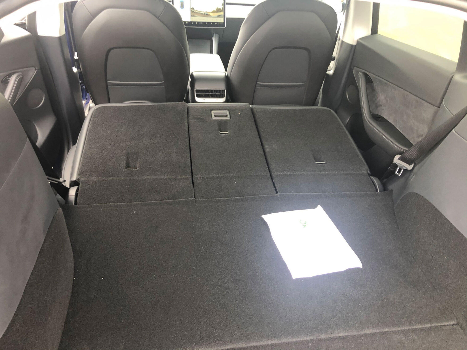 Tesla Model Y photo gallery shows the huge trunk and frunk cargo space ...